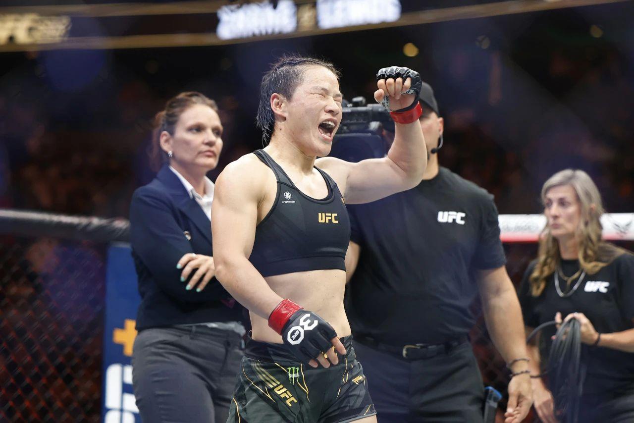 世界的伟丽！张伟丽击败莱莫斯，卫冕UFC草量级金腰带 - 周到